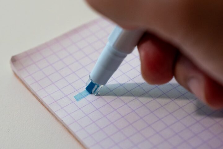 パイロットKIRE-NAキレーナ レビュー｜蛍光ペンの革命児！にじまない、裏写りしない！ – enucla